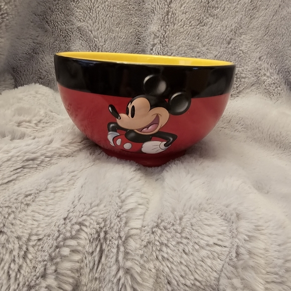 Disney | Dining | Walt Disney Mickey Mouse 3d Red Cereal Soup Bowl Guc ...